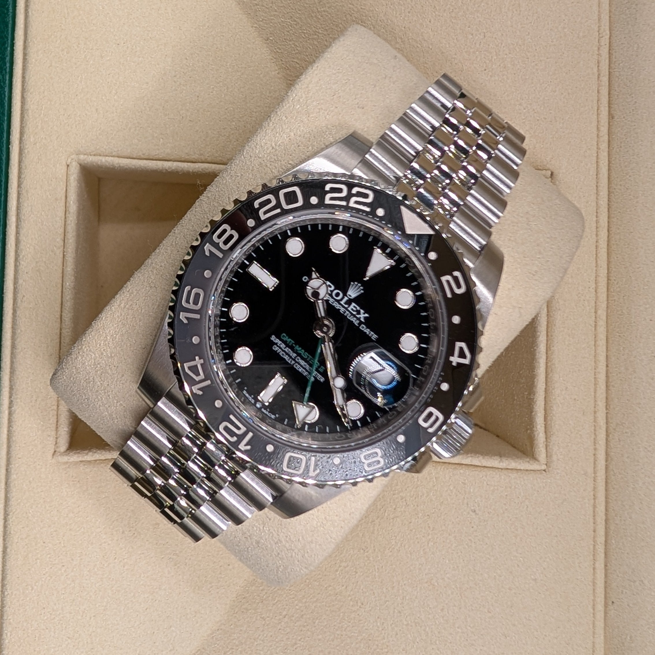 Rolex GMT-Master II "Bruce Wayne" on Jubilee 2024 (Ref. 126710GRNR)